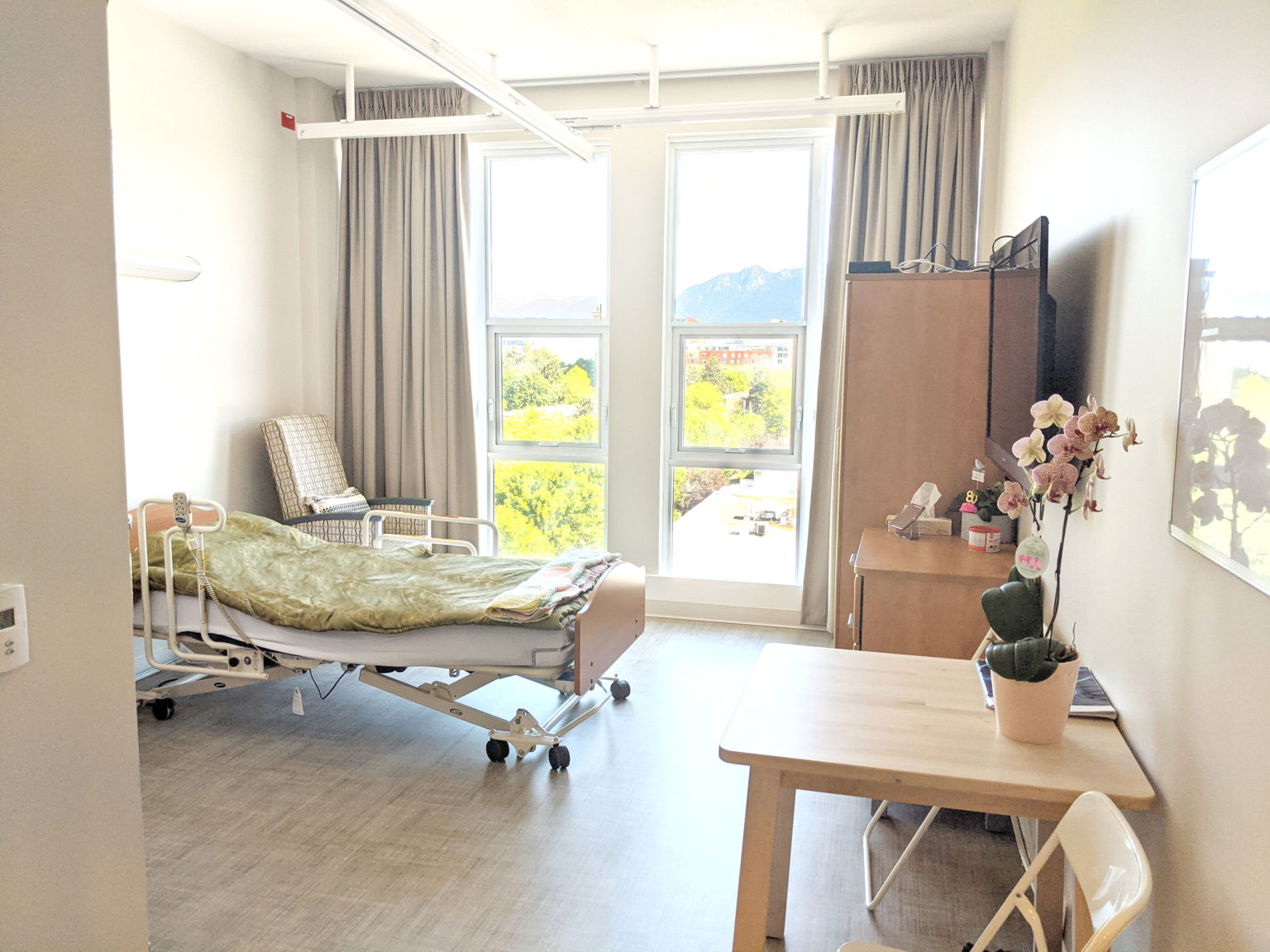 Long-Term Care Home - Villa Cathay Care Home